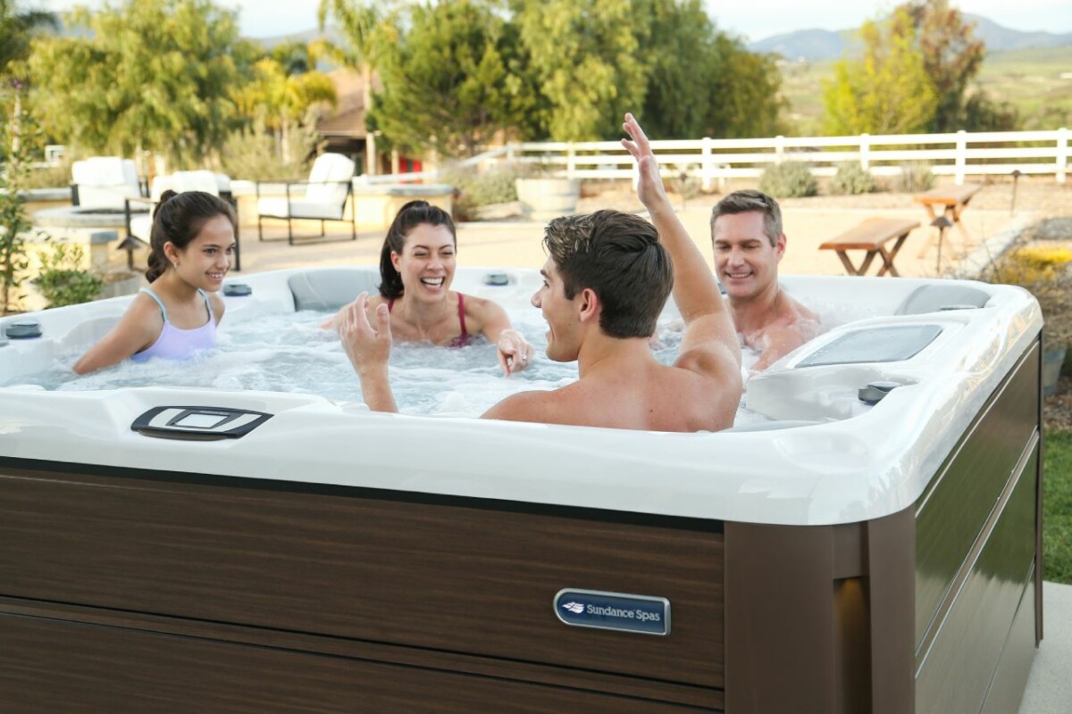 4 Amazing Hot Tub Installation Ideas For Your Backyard